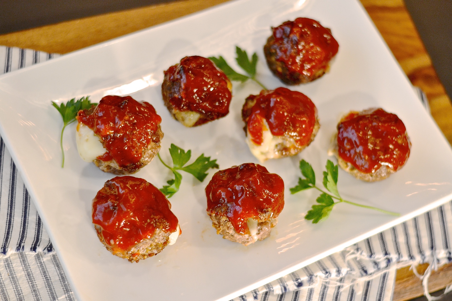 Cheese-Filled Meat Loaf Muffins