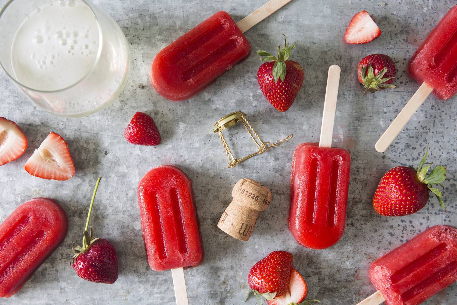 Strawberry Prosecco Pops