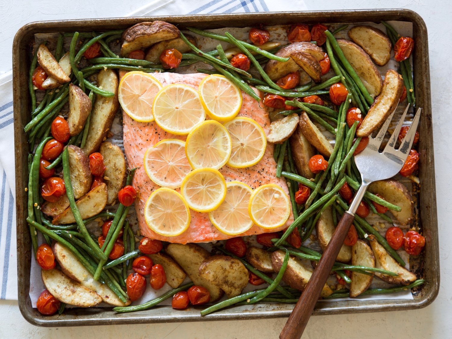 Sheet Pan Salmon Vegetable Dinner Sheet Pan Salmon Vegetable Dinner