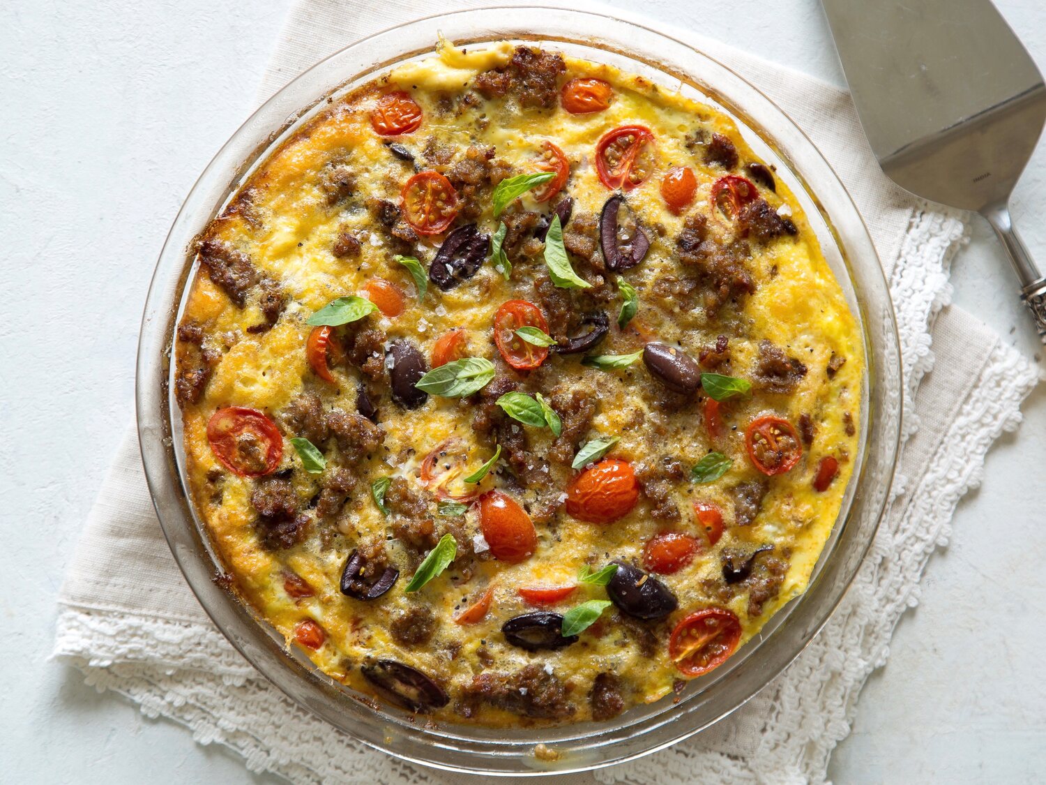 No-Crust Sausage Quiche with Olives and Tomatoes